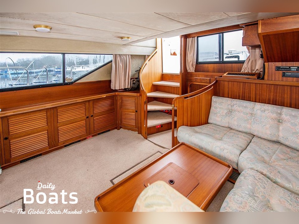 1989 Broom Ocean 40 for sale. View price, photos and Buy 1989 Broom ...