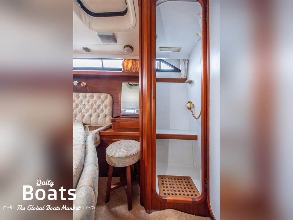 1989 Broom Ocean 40 for sale. View price, photos and Buy 1989 Broom ...