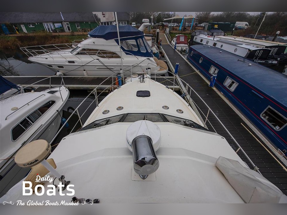 1989 Broom Ocean 40 for sale. View price, photos and Buy 1989 Broom ...