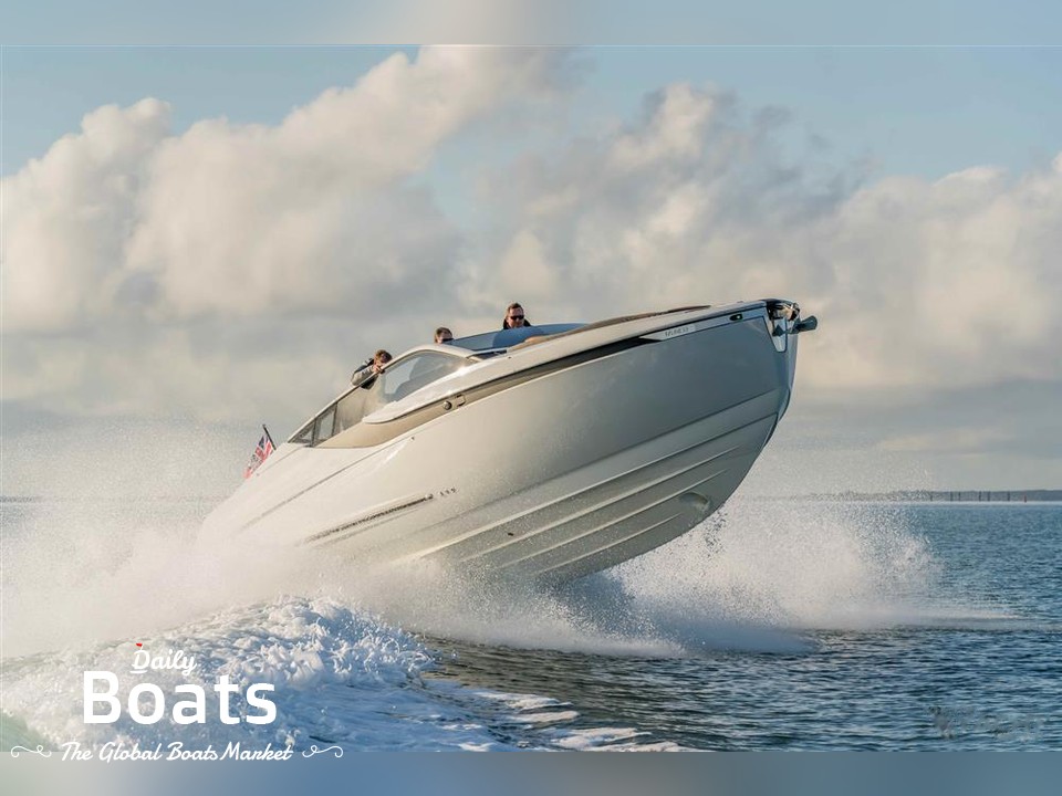 2021 Fairline 33 for sale. View price, photos and Buy 2021 Fairline 33 ...