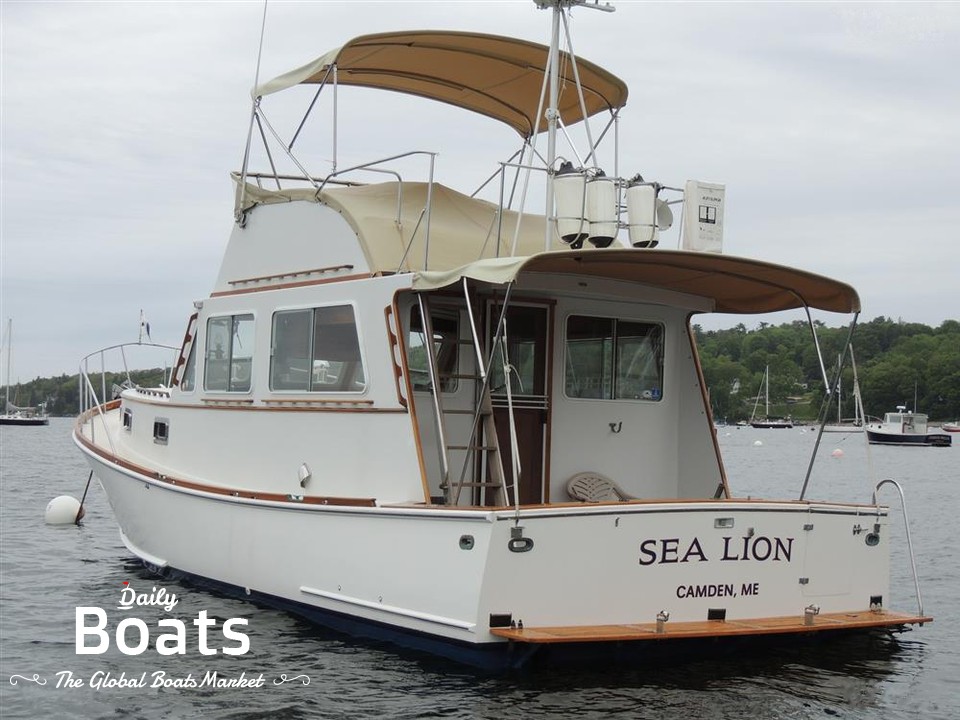 1990 Holland 38 Flybridge for sale. View price, photos and Buy 1990 ...