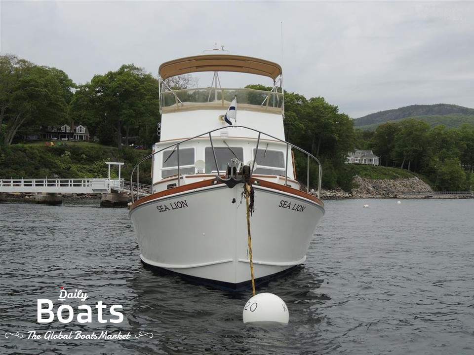 1990 Holland 38 Flybridge for sale. View price, photos and Buy 1990 ...