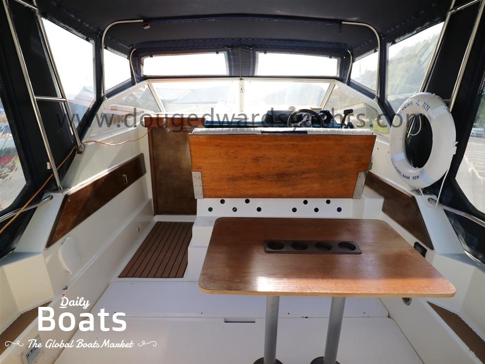 1986 Fairline Sunfury 26 for sale. View price, photos and Buy 1986 ...