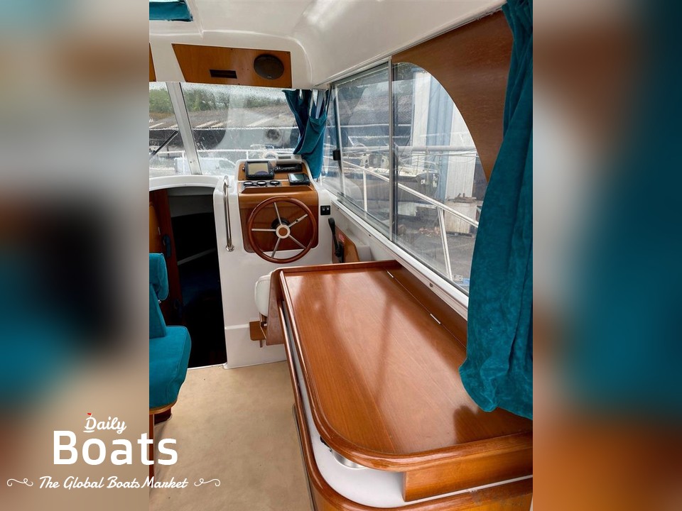 2000 Bénéteau Boats Antares 760 for sale. View price, photos and Buy ...