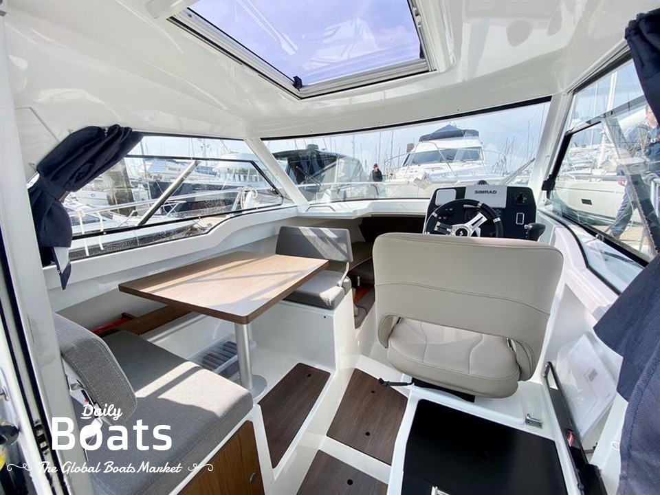 2017 Bénéteau Boats Antares Series 7 for sale. View price, photos and ...