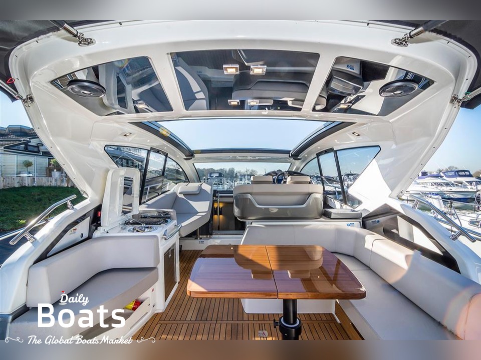 2021 Cranchi M44 for sale. View price, photos and Buy 2021 Cranchi M44 ...