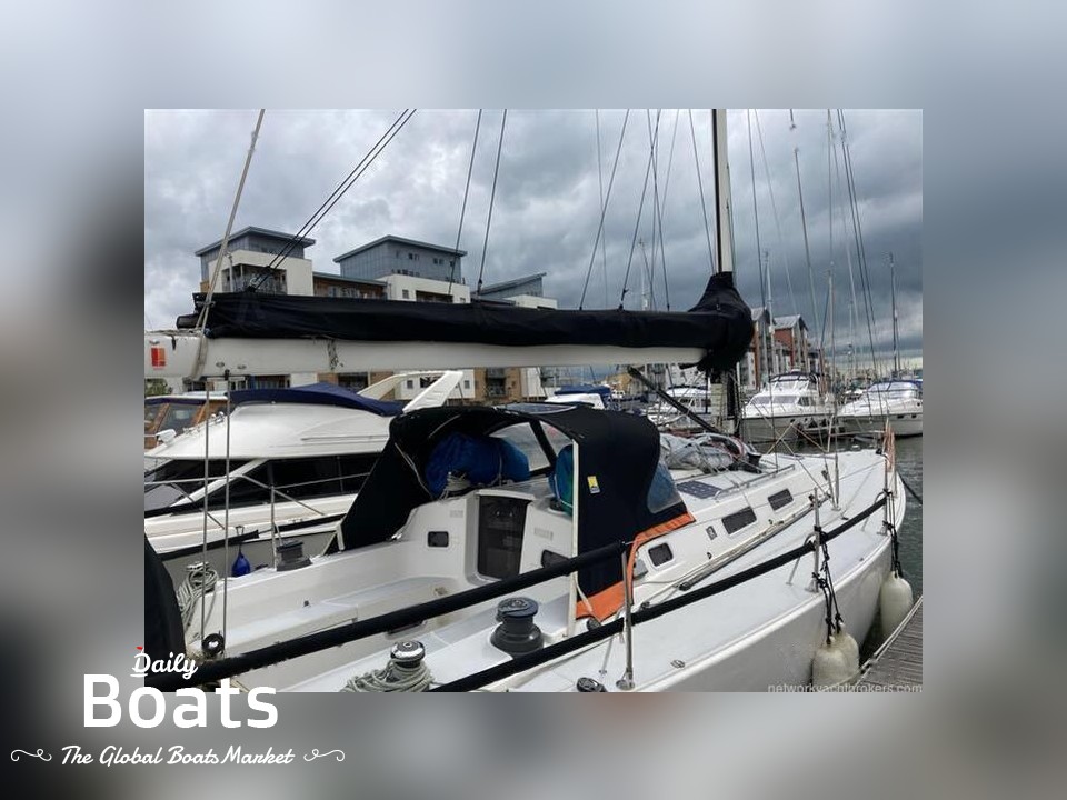 2011 J Boats J133 for sale. View price, photos and Buy 2011 J Boats ...