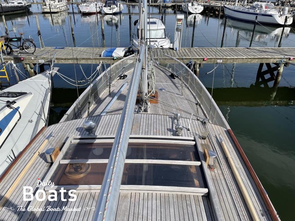 1984 Seafinn 411 for sale. View price, photos and Buy 1984 Seafinn 411 ...