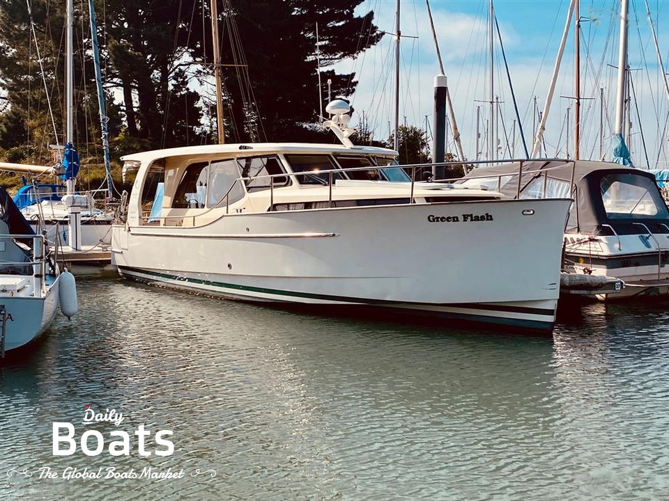 2014 Greenline 33 for sale. View price, photos and Buy 2014 Greenline ...