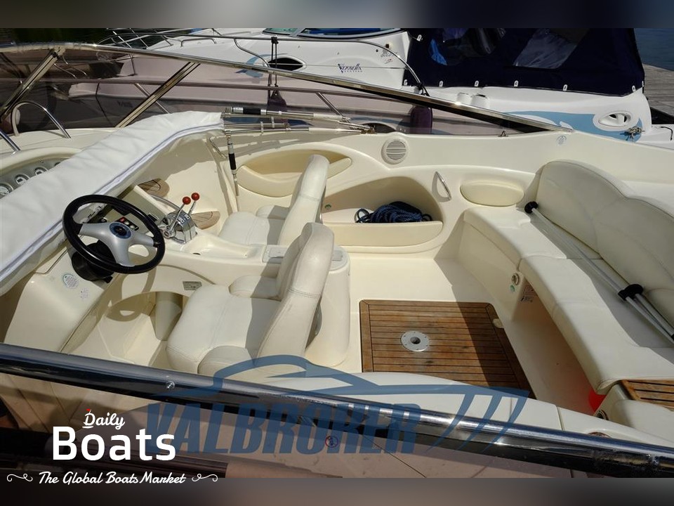 2004 Cranchi Csl 28 for sale. View price, photos and Buy 2004 Cranchi ...