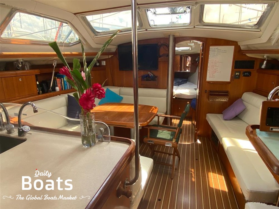 2004 Hunter 44 Ds for sale. View price, photos and Buy 2004 Hunter 44 ...