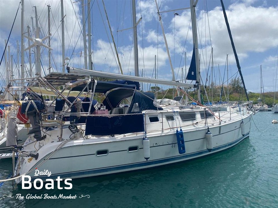 2004 Hunter 44 Ds for sale. View price, photos and Buy 2004 Hunter 44 ...