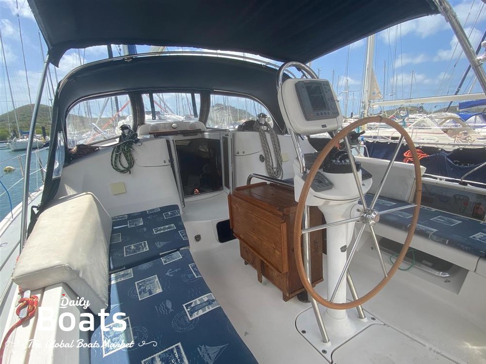2004 Hunter 44 Ds for sale. View price, photos and Buy 2004 Hunter 44 ...