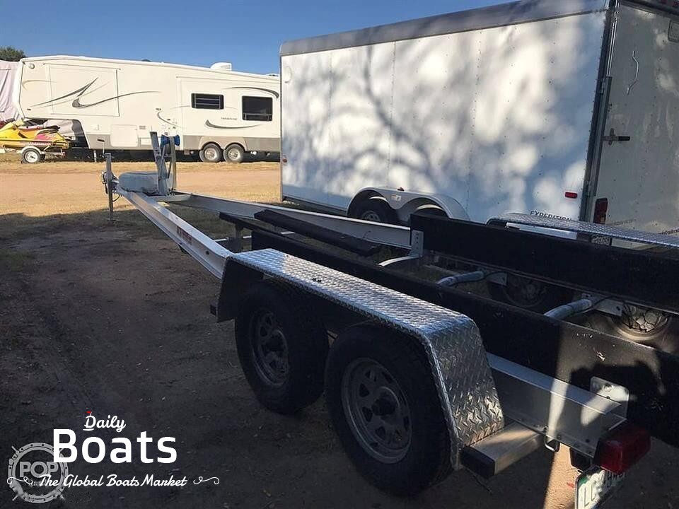 2000 Monterey 240 Explorer for sale. View price, photos and Buy 2000 ...