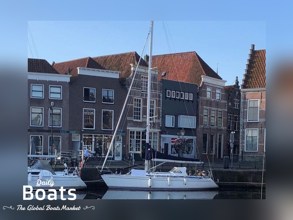 2002 Dynamic 37 for sale. View price, photos and Buy 2002 Dynamic 37 ...