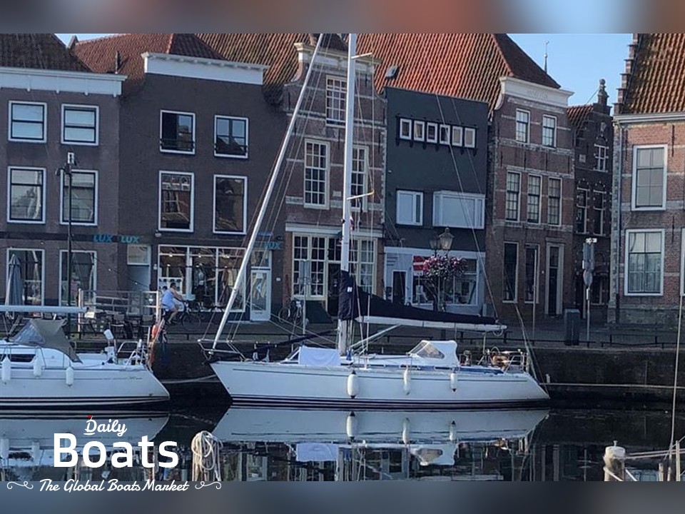 2002 Dynamic 37 for sale. View price, photos and Buy 2002 Dynamic 37 ...