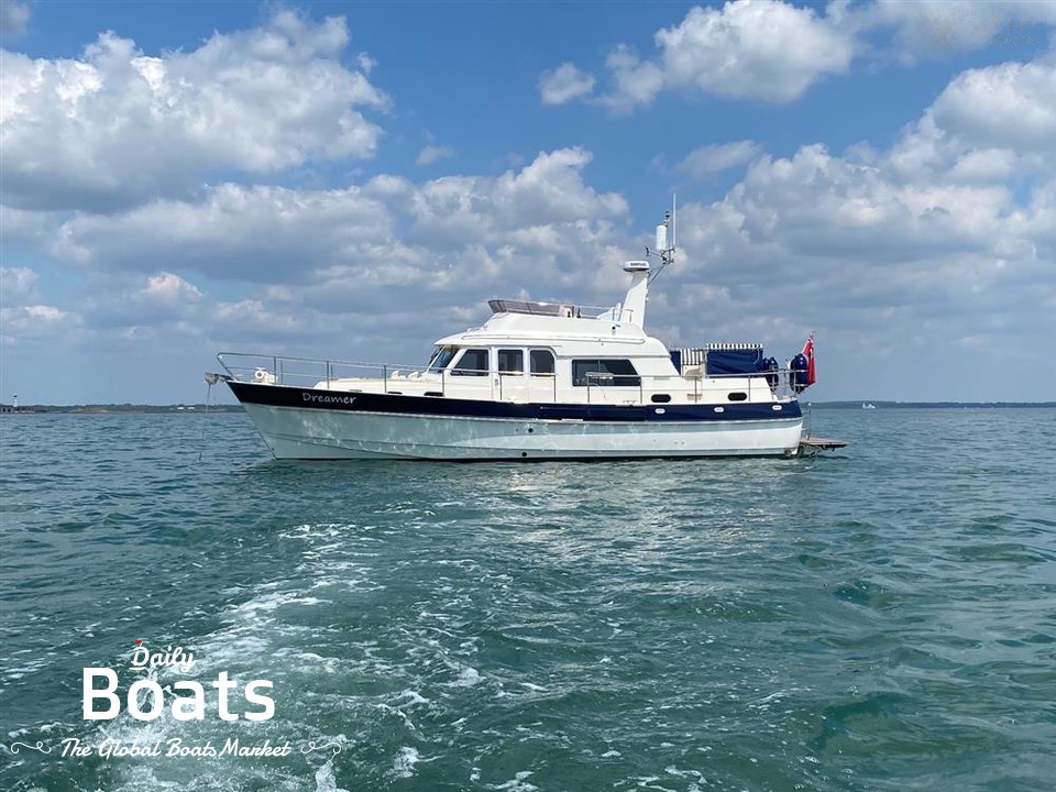2002 Hardy Motor Boats 42 Commodore for sale. View price, photos and ...