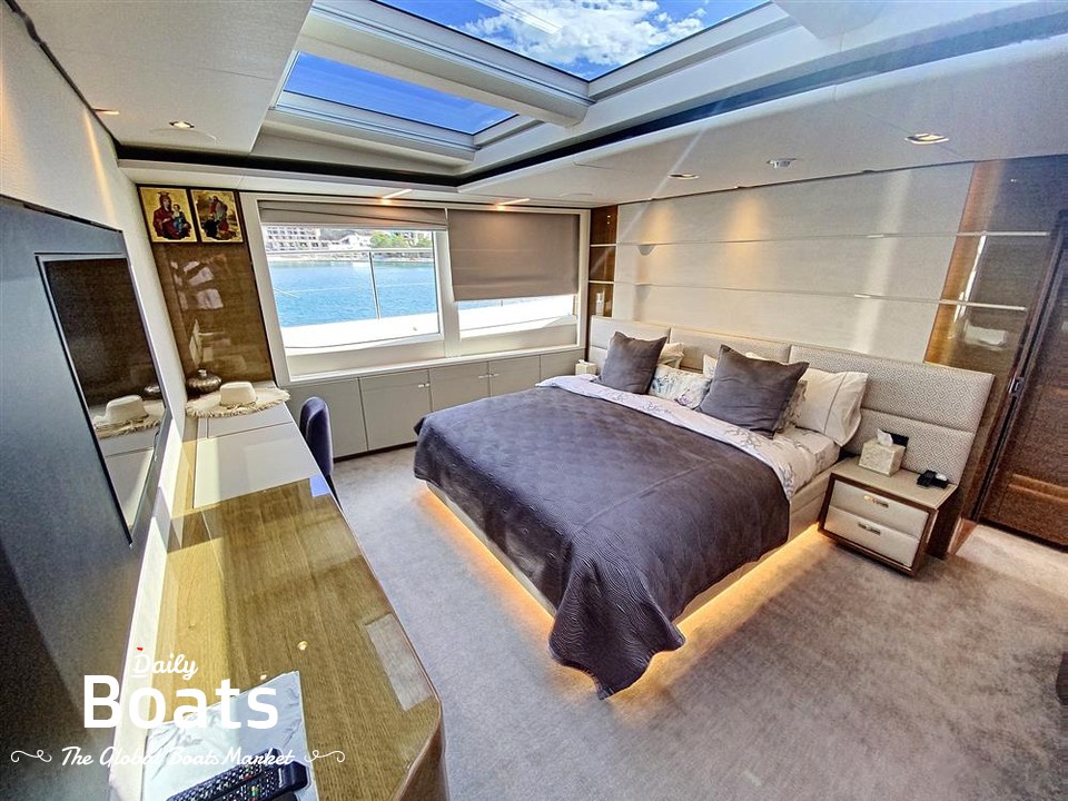 2020 Princess 30 for sale. View price, photos and Buy 2020 Princess 30 ...