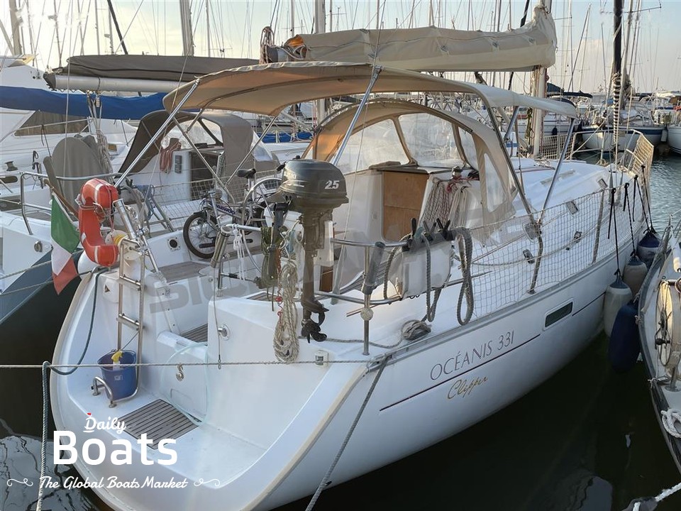 2001 Bénéteau Boats Oceanis 331 for sale. View price, photos and Buy ...