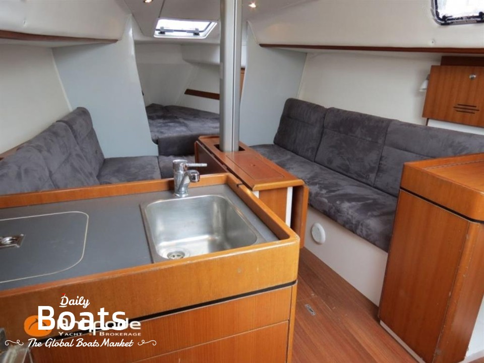 2011 J Boats J97 for sale. View price, photos and Buy 2011 J Boats J97 ...