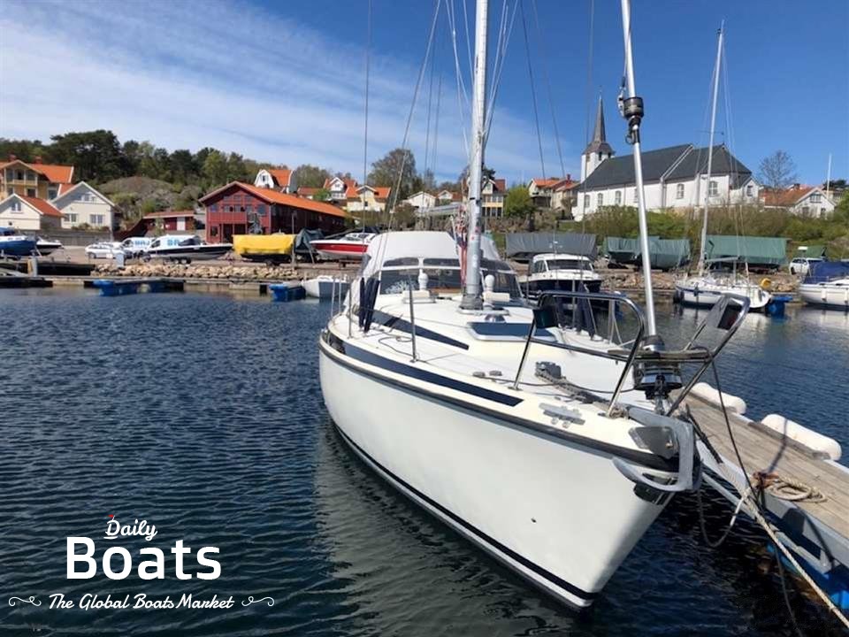 1980 Maxi Yachts 108 for sale. View price, photos and Buy 1980 Maxi ...