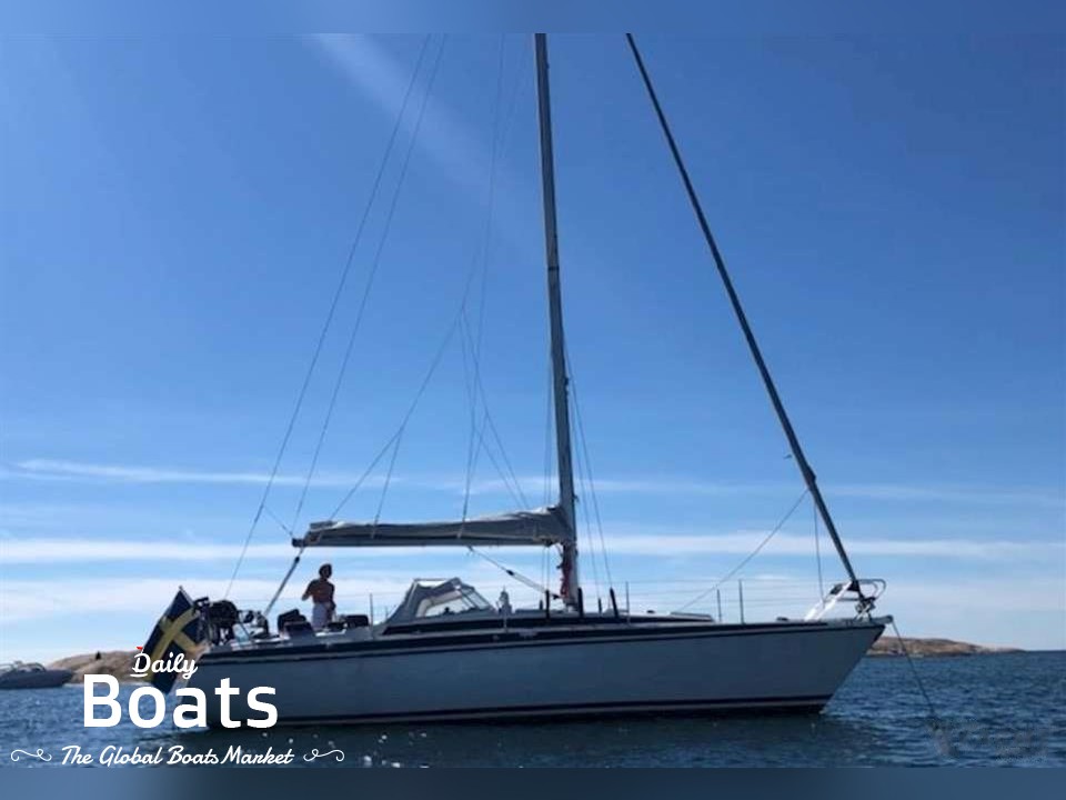 1980 Maxi Yachts 108 for sale. View price, photos and Buy 1980 Maxi ...