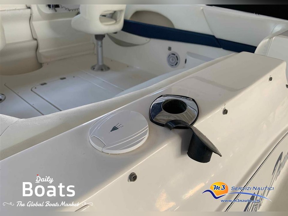 2000 Larson Boats 220 Cabrio for sale. View price, photos and Buy 2000 ...