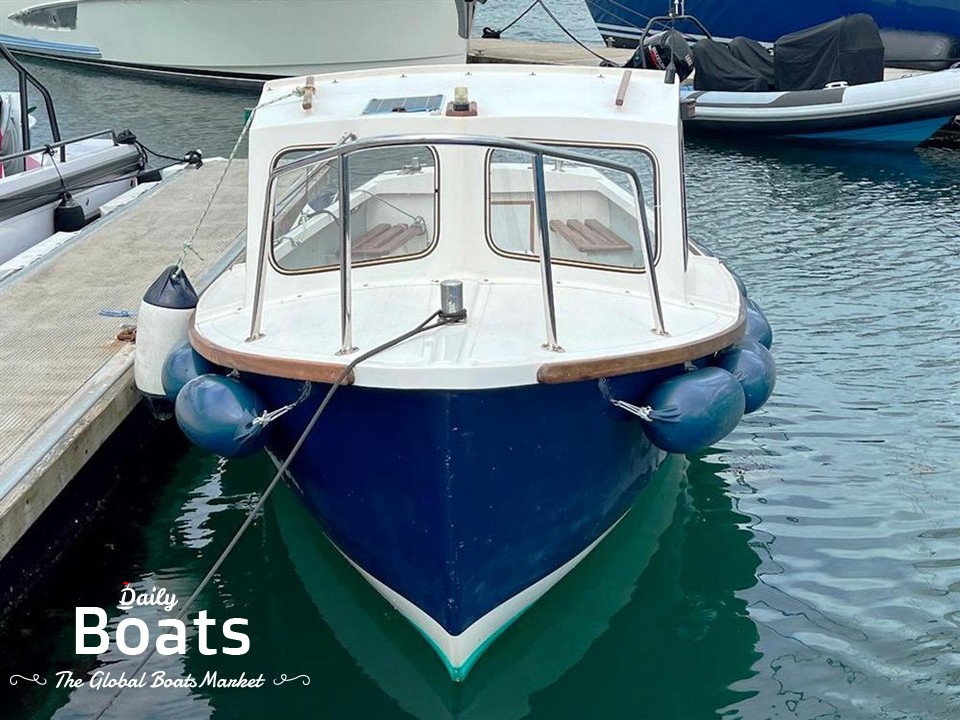 1998 Plymouth Pilot 18 for sale. View price, photos and Buy 1998 ...