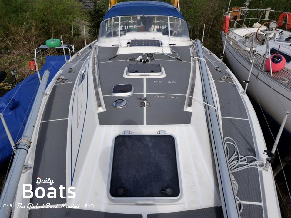 1989 Westerly Falcon 35 for sale. View price, photos and Buy 1989 ...