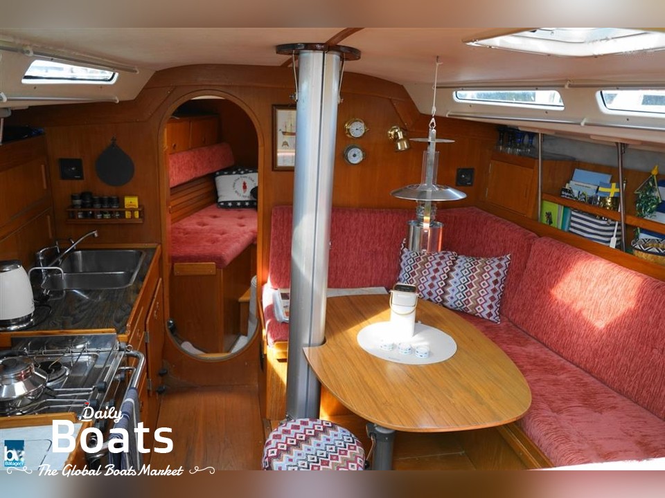 1980 Maxi Yachts 108 for sale. View price, photos and Buy 1980 Maxi ...