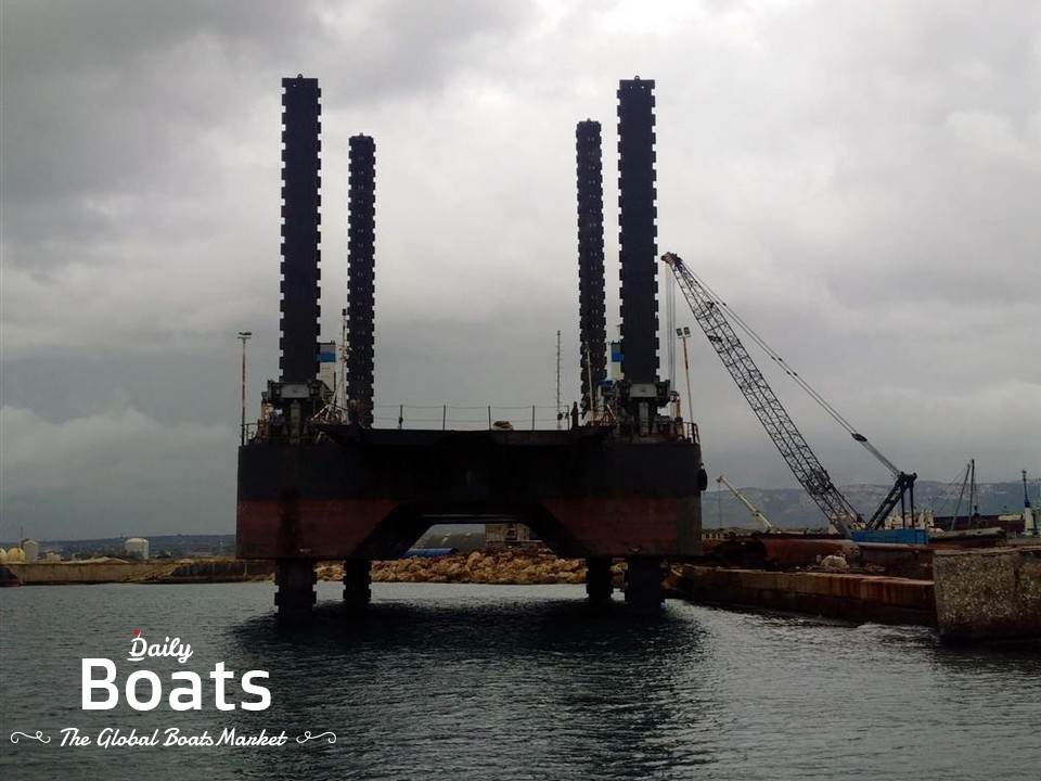 1970 Commercial Boats Non Propelled Jack-Up Barge for sale. View price ...