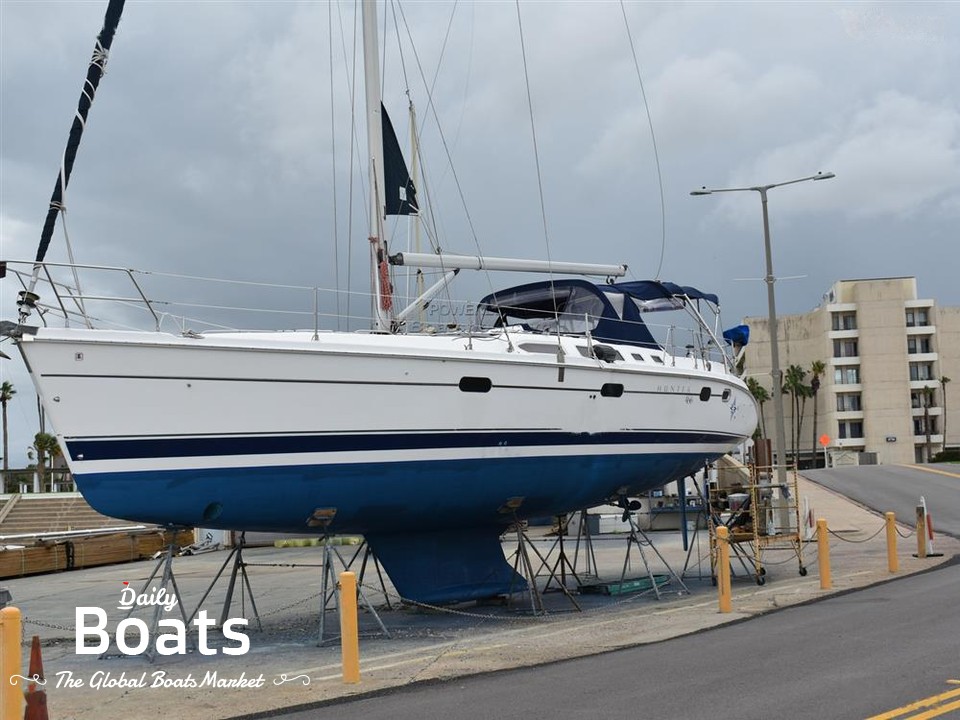 2003 Hunter 466 for sale. View price, photos and Buy 2003 Hunter 466 ...