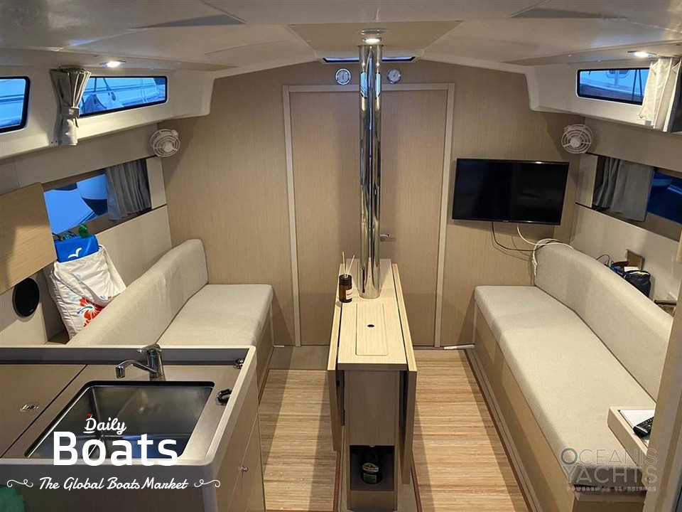 2019 Bénéteau Boats Oceanis 381 for sale. View price, photos and Buy ...