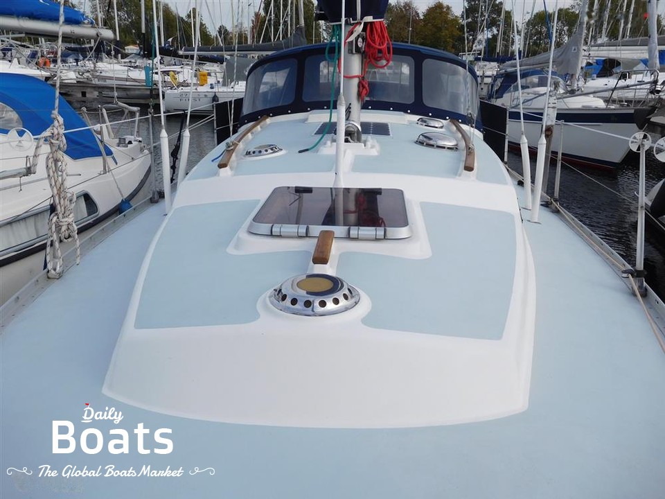 1977 Moody 30 for sale. View price, photos and Buy 1977 Moody 30 #223118