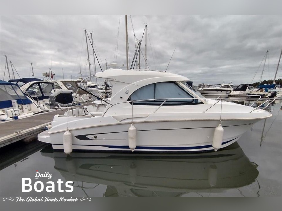 2010 Bénéteau Boats Antares 8 for sale. View price, photos and Buy 2010 ...