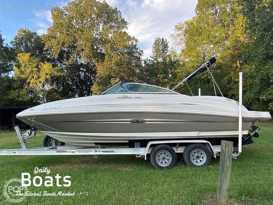 2007 Sea Ray Boats 220 Sundeck for sale. View price, photos and Buy ...
