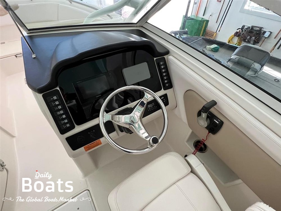 2018 Robalo 247 Dc for sale. View price, photos and Buy 2018 Robalo 247 ...