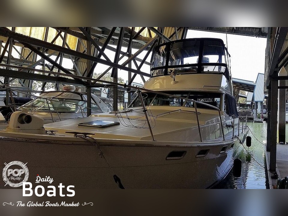 1989 Bayliner Boats 3888 for sale. View price, photos and Buy 1989 ...