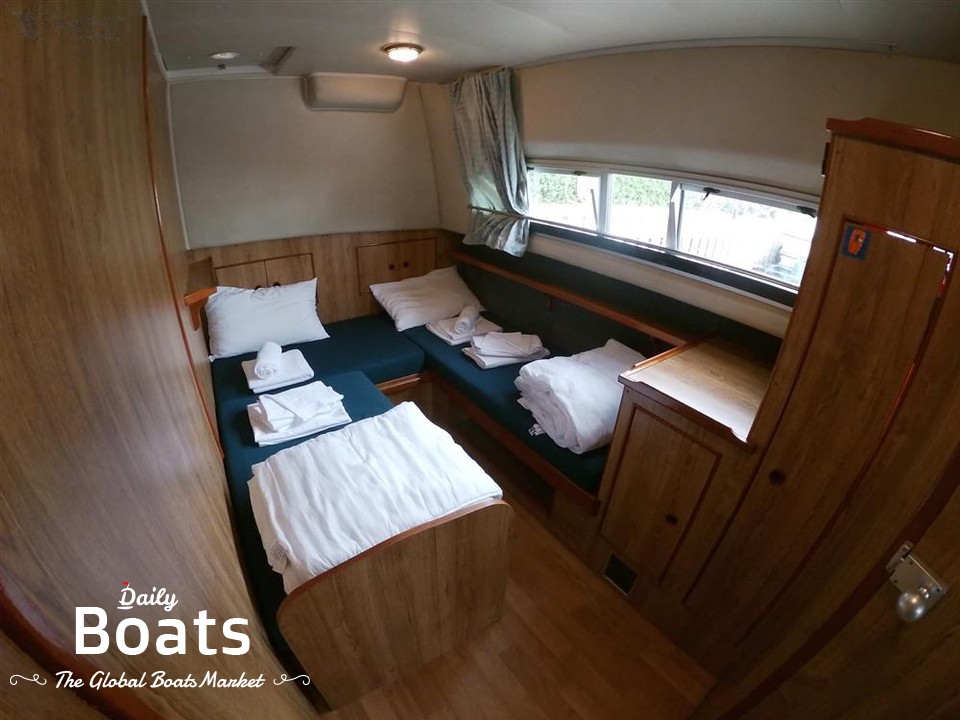 1996 Le Boat Crusader for sale. View price, photos and Buy 1996 Le Boat ...