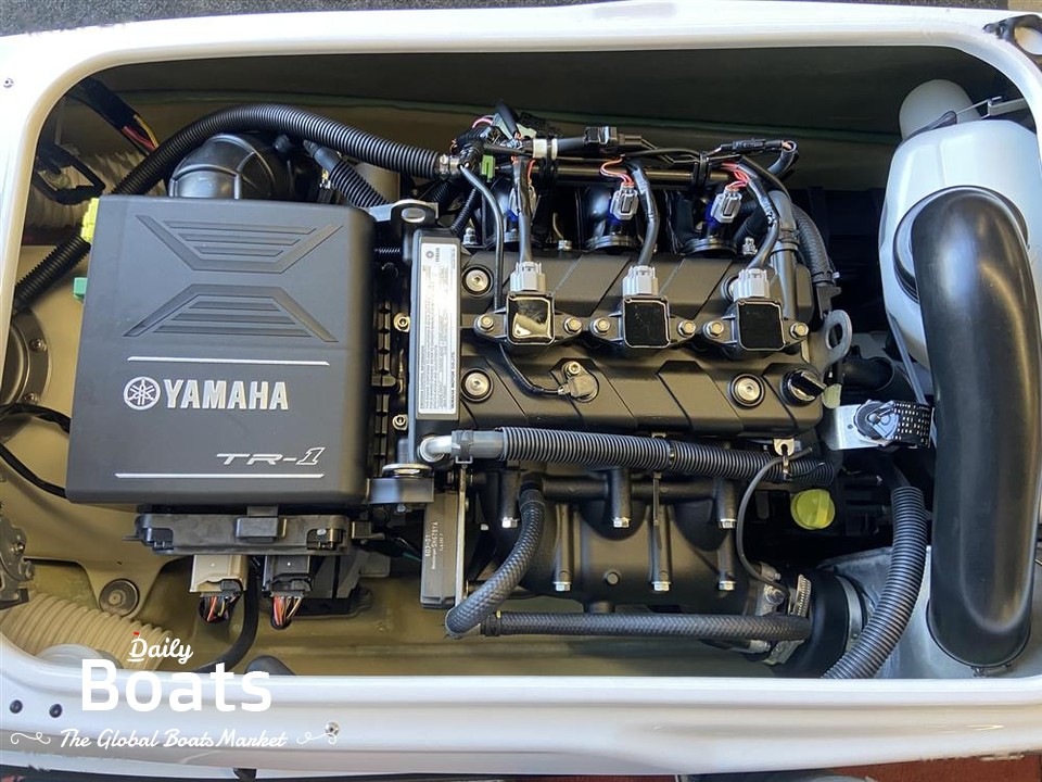 2022 Yamaha Superjet for sale. View price, photos and Buy 2022 Yamaha ...