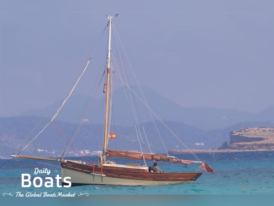 2000 Tyrell and Young of Faversham Colchester Smack 8.9 for sale. View ...