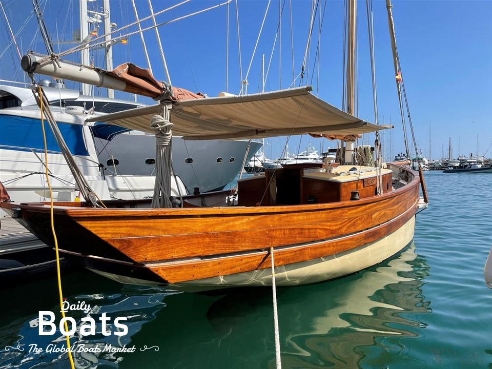 2000 Tyrell and Young of Faversham Colchester Smack 8.9 for sale. View ...