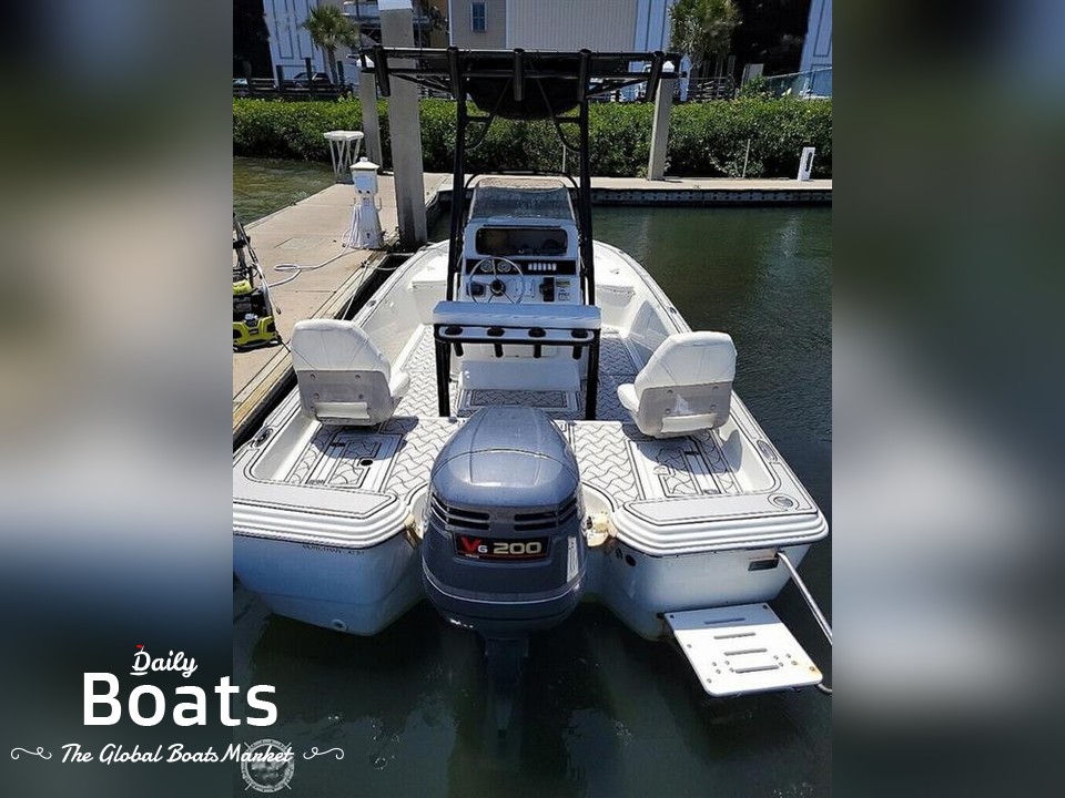2004 Bay Stealth 2230 Center Console for sale. View price, photos and ...