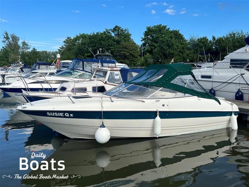 2000 Bayliner Boats 2352 Capri for sale. View price, photos and Buy ...