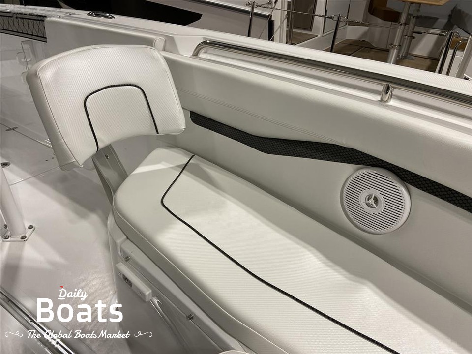 2021 Wellcraft 262 for sale. View price, photos and Buy 2021 Wellcraft ...