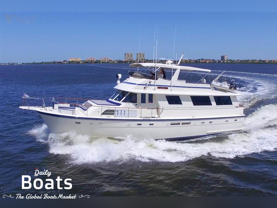 Yachts Hatteras Yachts 63 motor for sale - Daily Boats