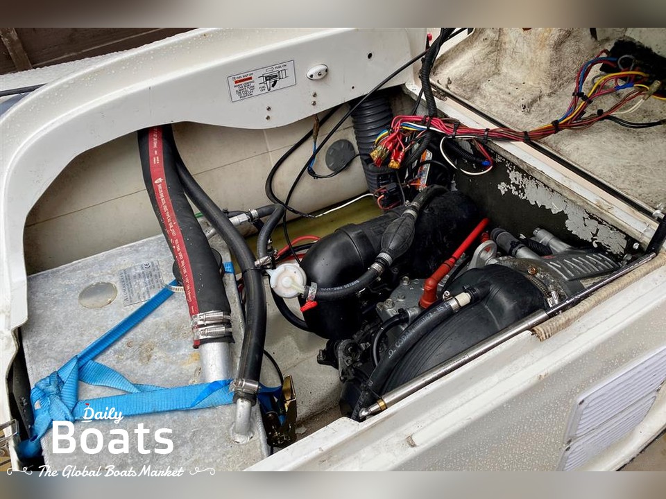 2001 Avon 320 Jet Rib for sale. View price, photos and Buy 2001 Avon ...