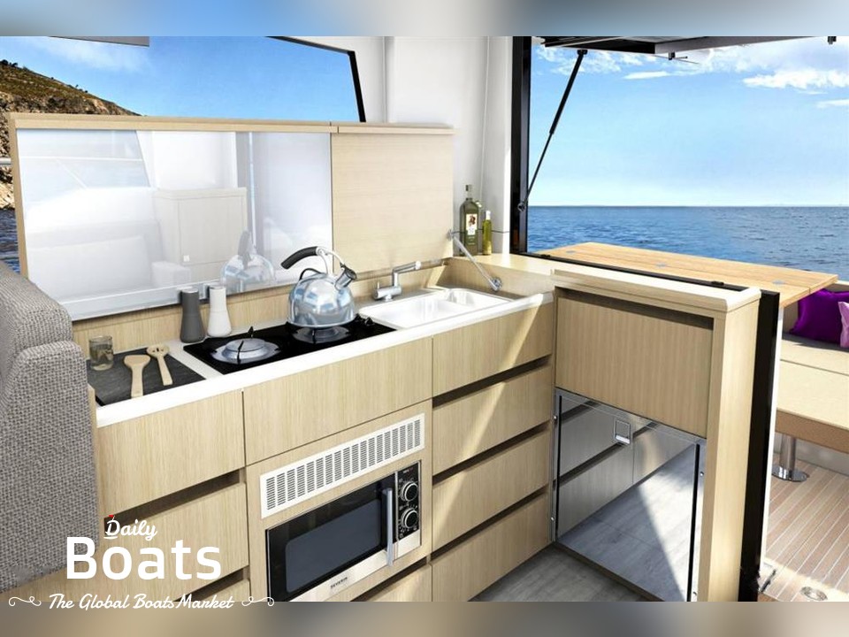 2022 Sealine C335 for sale. View price, photos and Buy 2022 Sealine ...