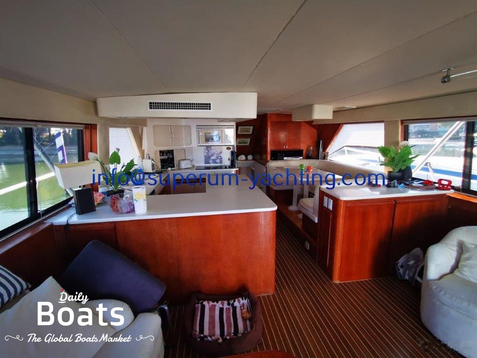 1990 Hatteras Yachts 65 Convertible for sale. View price, photos and ...