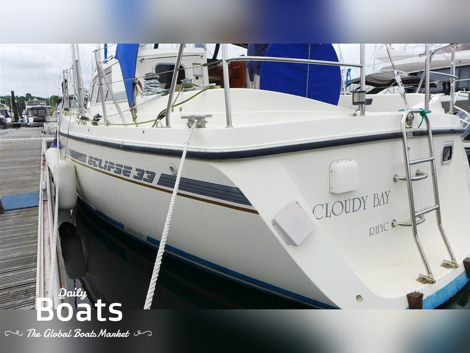 1990 Moody Eclipse 33 for sale. View price, photos and Buy 1990 Moody ...